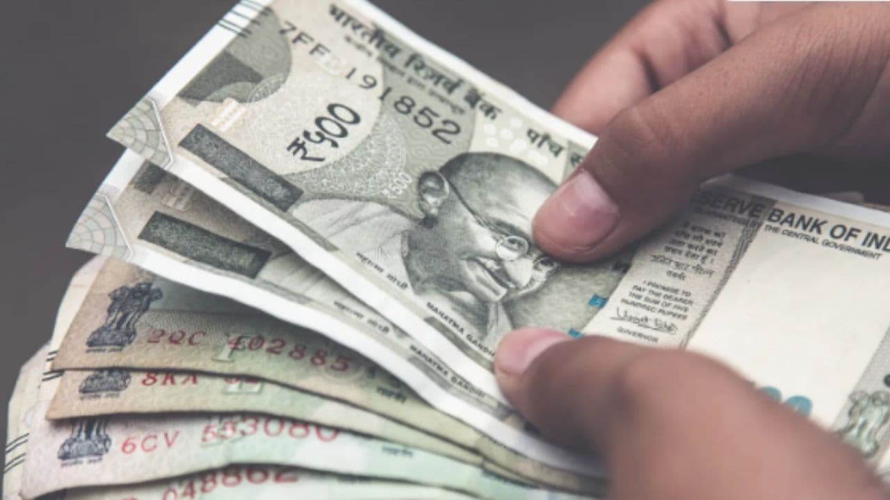 Delhi Ladli Scheme 2025: किसे मिलेगा पैसा और कौन है इसके पात्र | Delhi ...