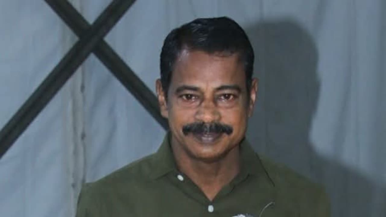 പ്രമുഖ മത്സ്യത്തൊഴിലാളി നേതാവും പരിസ്ഥിതി പ്രവർത്തകനുമായ വി.ഡി ...