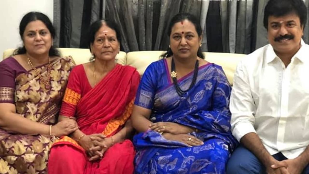 Premalatha Mother Passes Away: விஜயகாந்த் வீட்டில் அடுத்த சோகம்! கதறி துடிக்கும் தேமுதிக ...