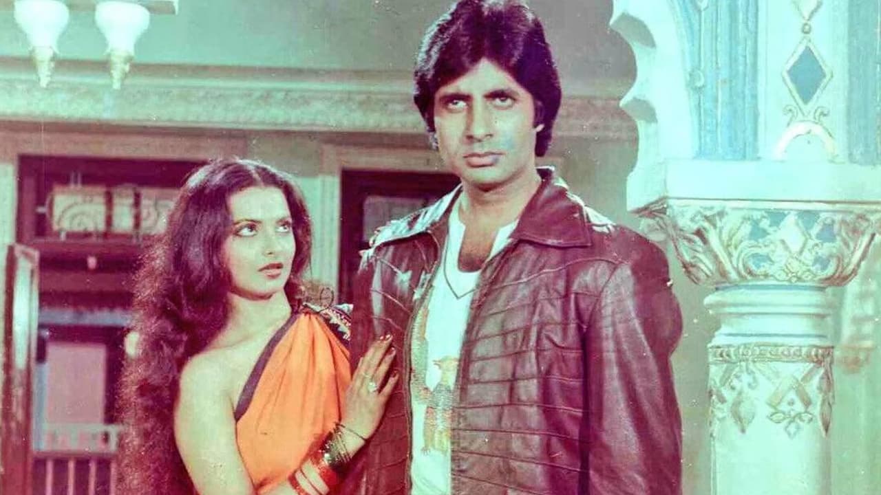 Rekha Birthday: Amitabh Bachchan to Dharmendra; Top 6 Favourite Co ...