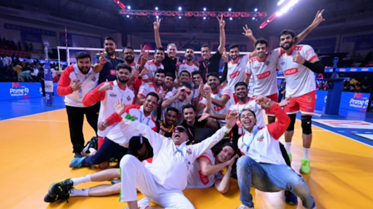 PVL 2025: Kolkata Thunderbolts strike Chennai Blitz with a thunderous ...