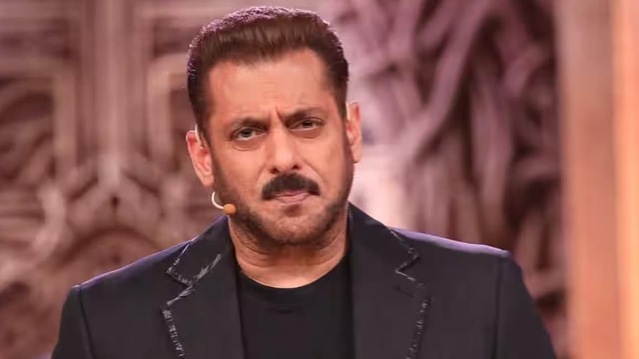 Salman Khan Walks Out of Bigg Boss House With Tight Security; Here's ...