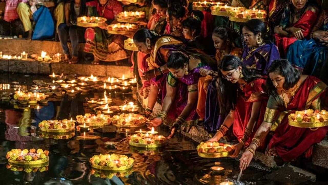 Diwali 2025: 7 Best Indian Places to Visit to Experience a Grand ...