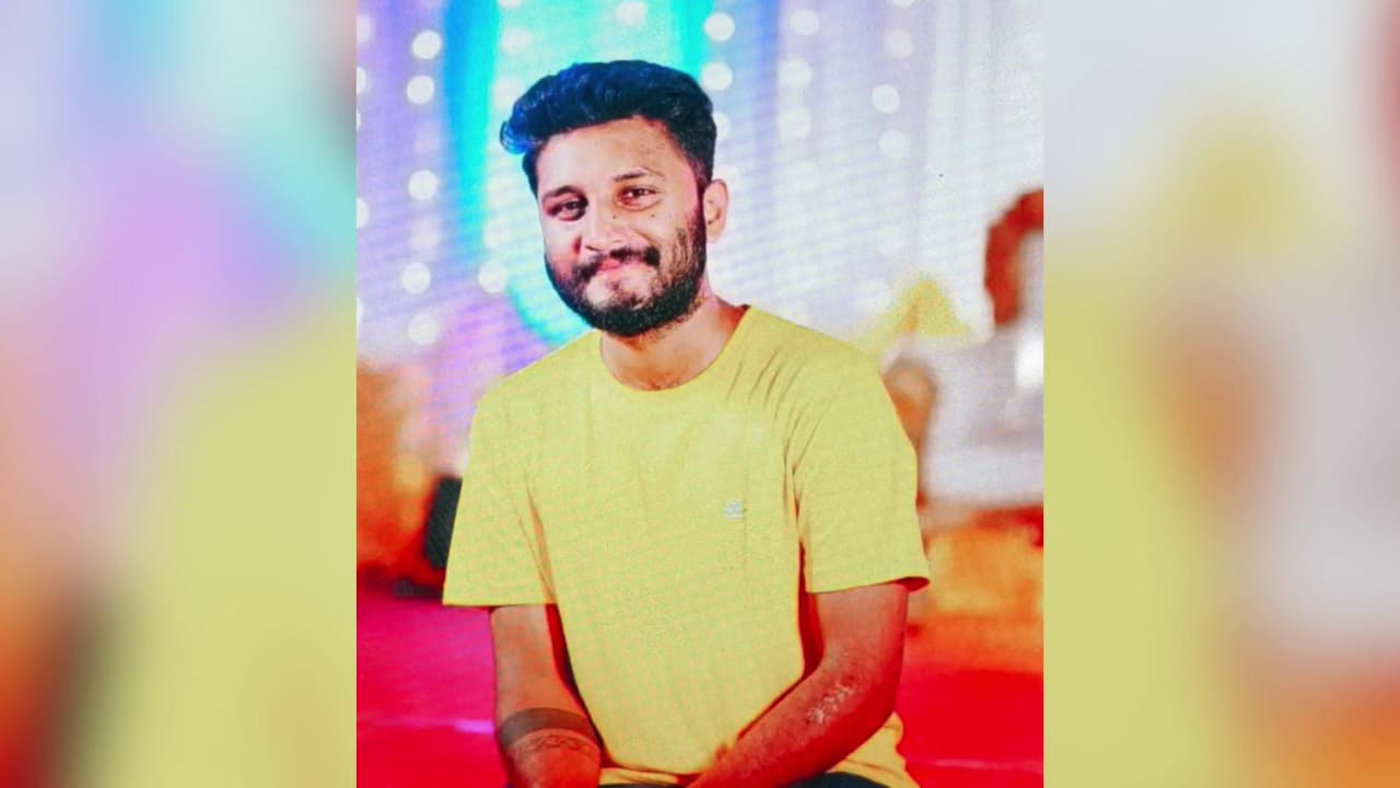 DYFI leader attack:വാണിയംകുളം മര്‍ദനം; ഒരു ഡിവൈഎഫ്ഐ നേതാവ് കീഴടങ്ങി ...