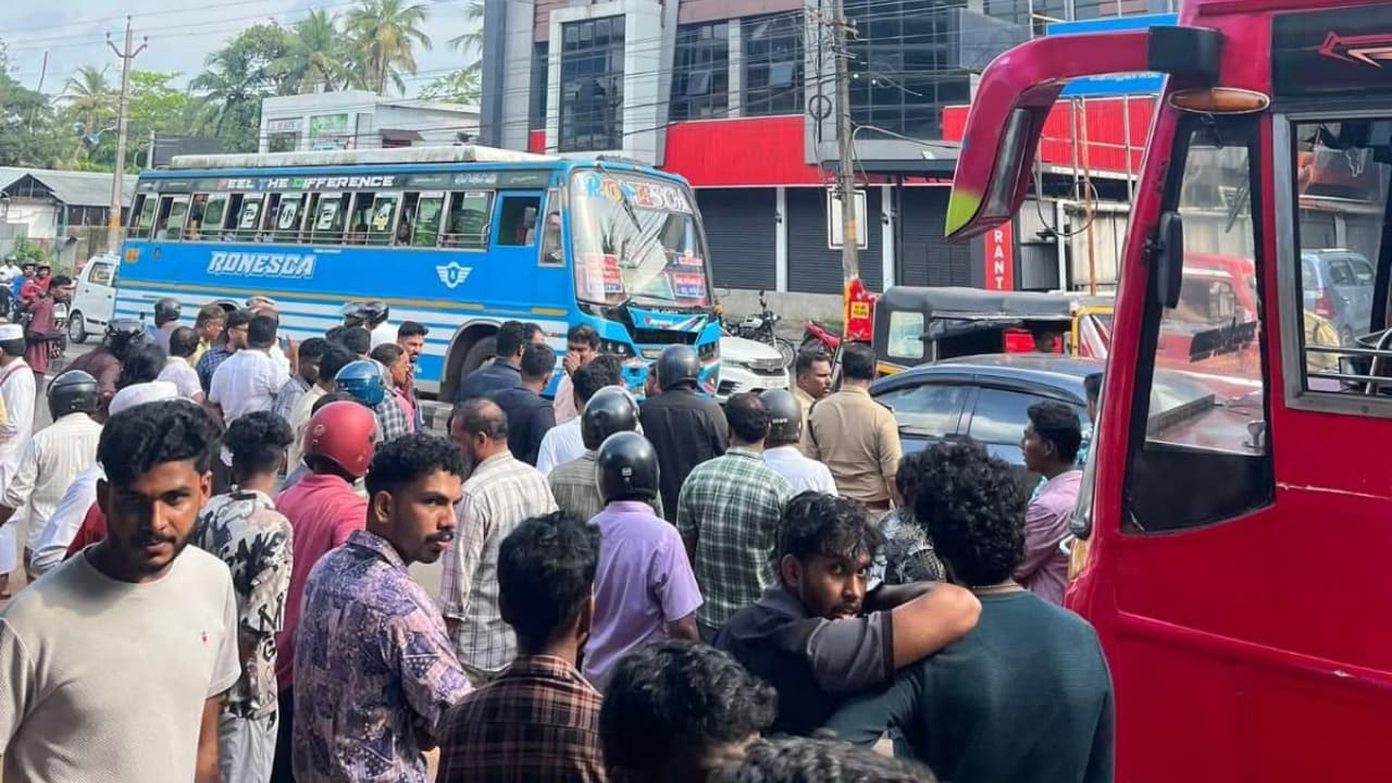Ramanattukara bus scooter accident Thaslima Funeral രാമനാട്ടുകാര അപകടം ...