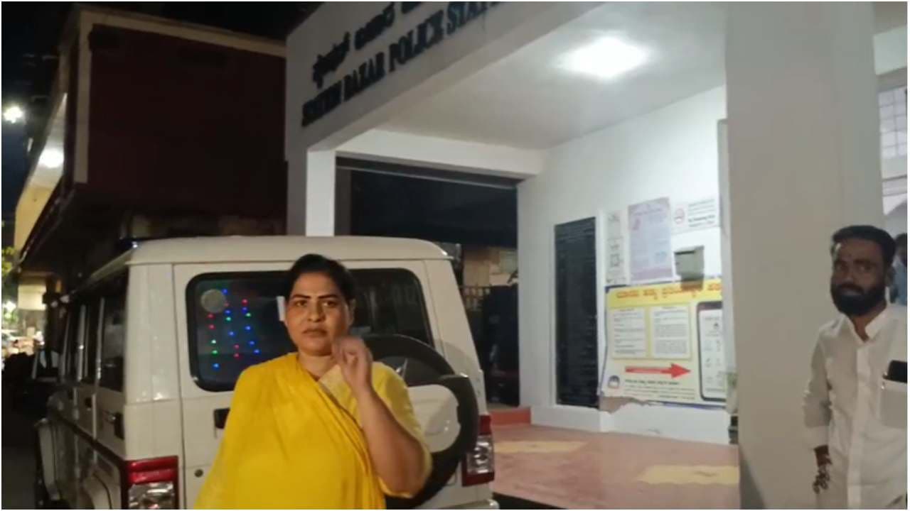 ಪಿಎಸ್‌ಐ ಹಗರಣದ ಆರೋಪಿ ದಿವ್ಯಾ ಹಾಗರಗಿ ಮನೆಯಲ್ಲಿ ಜೂಜಾಟ: ಸರ್ಕಾರಿ ಅಧಿಕಾರಿಗಳು ...