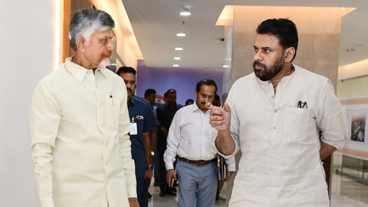 Montha Cyclone Damage : నిండా ముంచిన మొంథా తుపాను.. కోట్ల రూపాయల నష్టం ...