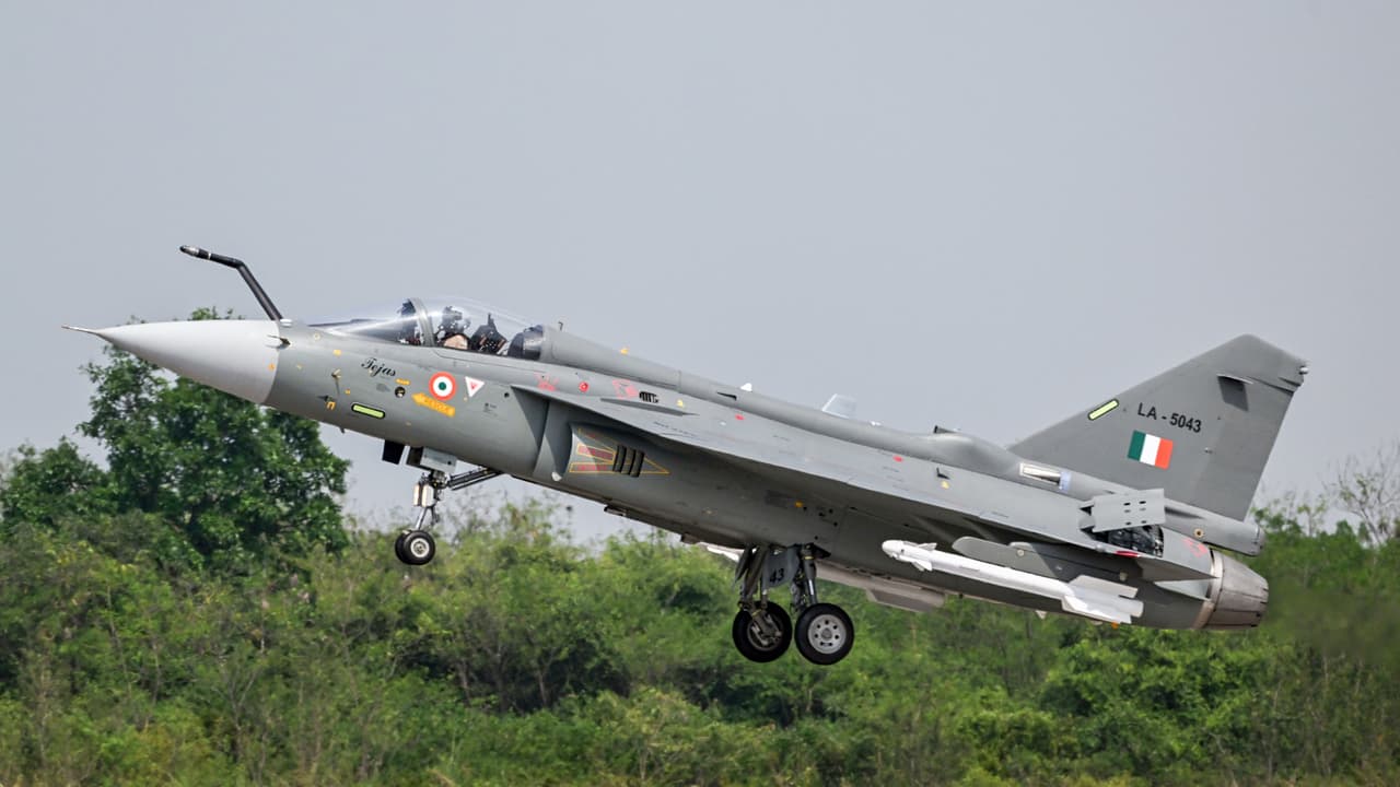 തേജസ് വിമാനങ്ങൾ എച്ച്എഎൽ നൽകിയ ഉറപ്പിൽ വ്യോമസേനയ്ക്ക് സംശയം Tejas ...