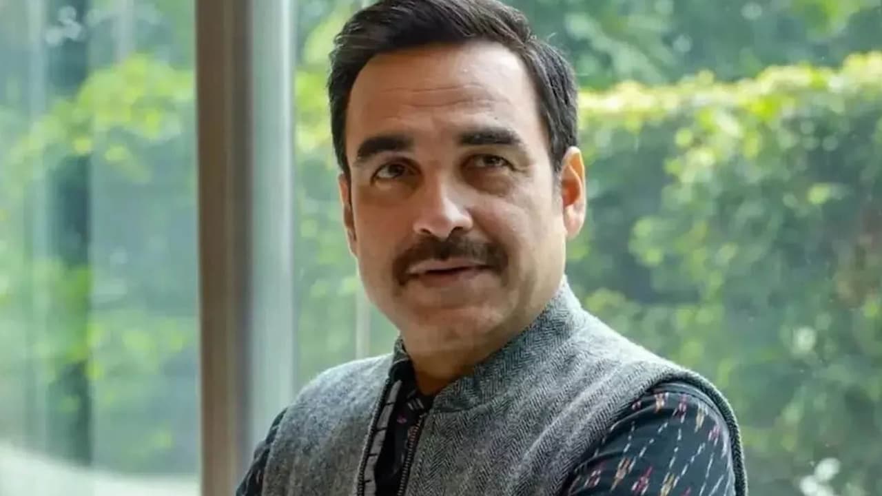 Pankaj Tripathi to Shatrughan Sinha: 8 Famous Bollywood Actors From ...