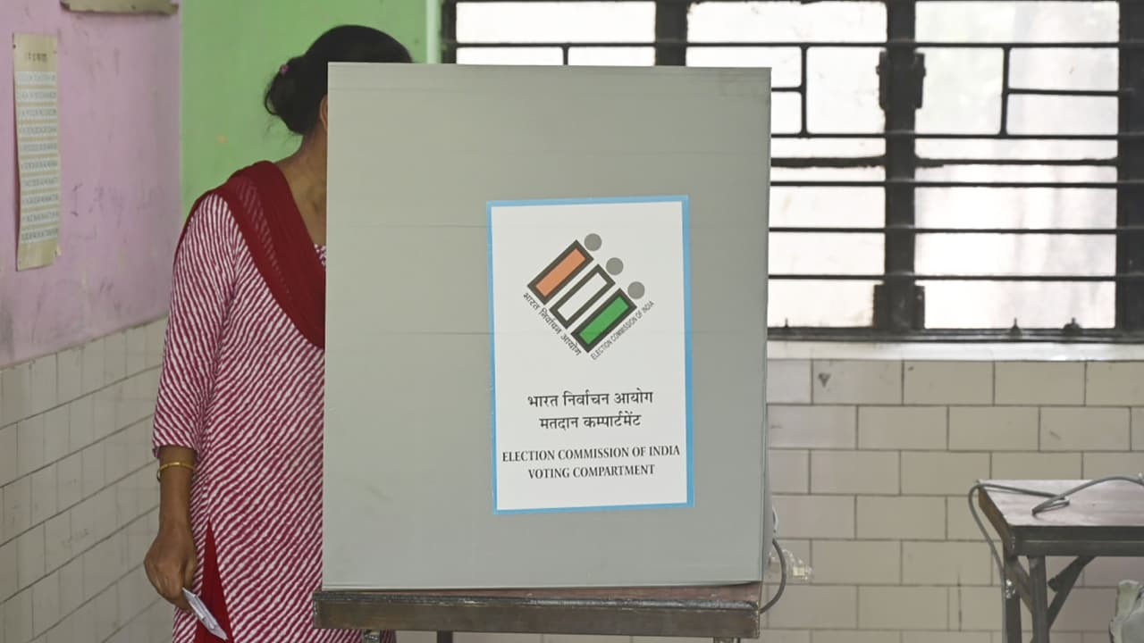 Kerala Govt Objects to SIR Exercise Citing Local Body Polls, HC Asks ...