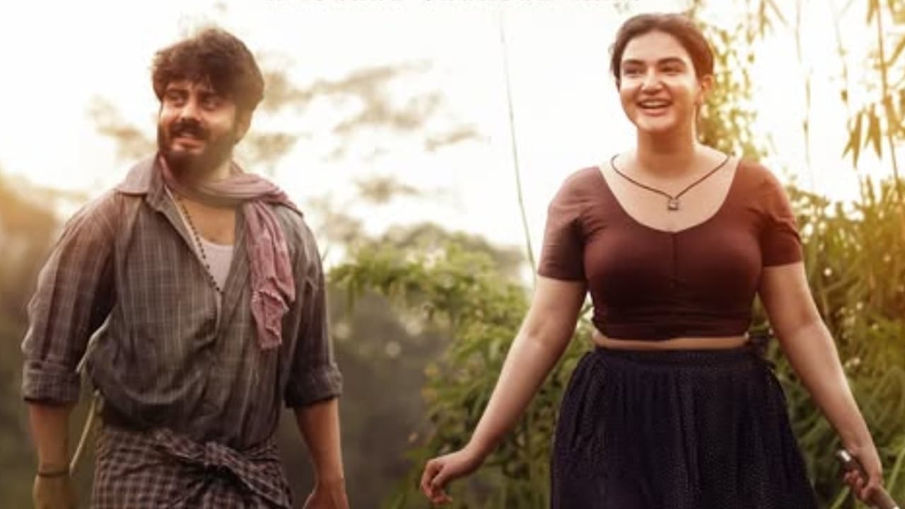 കരിയറിൽ ഇതുവരെ കാണാത്ത വേഷപ്പകർച്ചയിൽ ഹണി റോസ്; 'റേച്ചലി'ലെ ആദ്യ ഗാനം ...