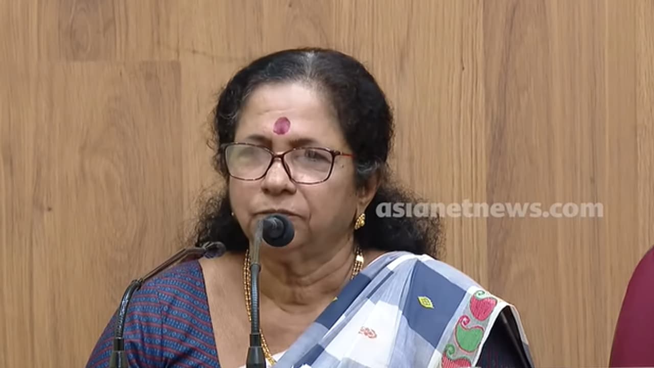 lasitha nair response 'മുകേഷിന്‍റേത് പീഡനമാണെന്ന് സിപിഎം അം ...