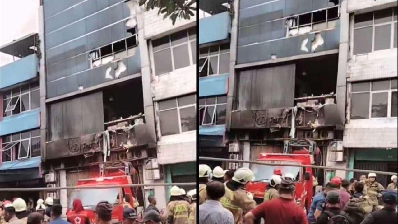 Jakarta building fire accident| ഇതുവരെ മരണം 20, വൻ ദുരന്തത്തിൽ പകച്ച് ...