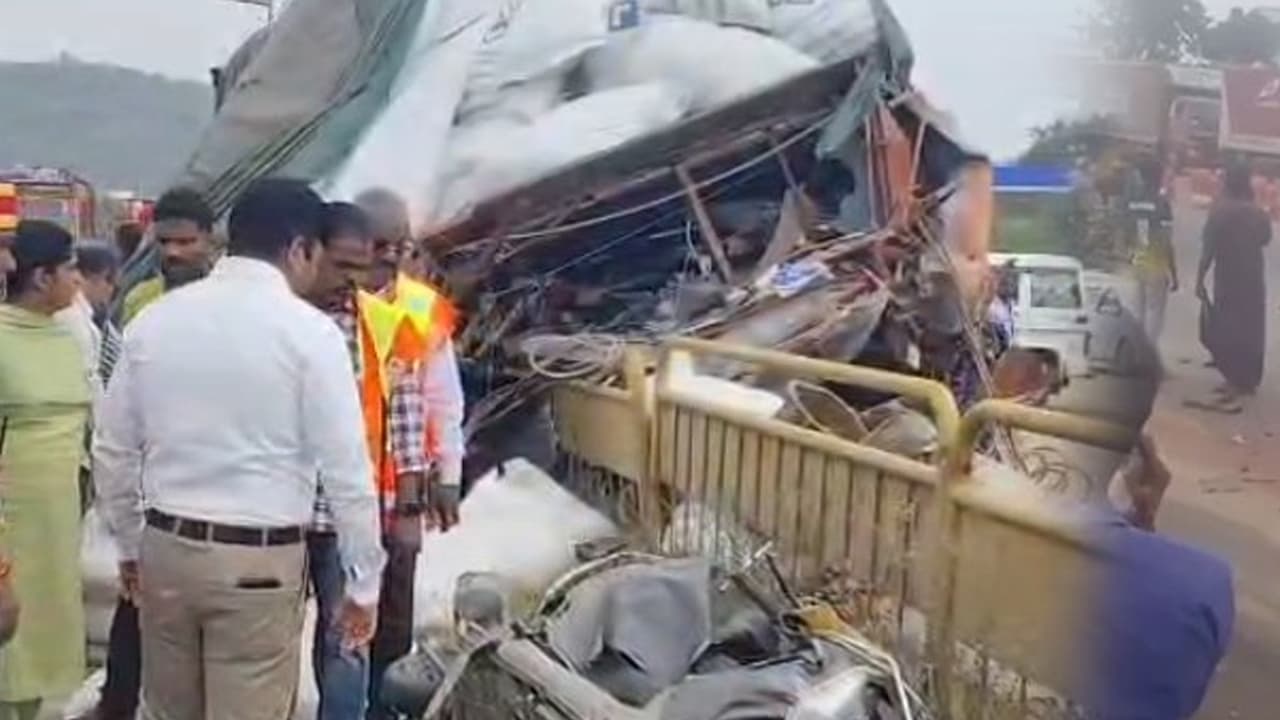 Thoppur Accident: சினிமாவை மிஞ்சும் வகையில் கோர விபத்து.! அடுத்தடுத்து ...