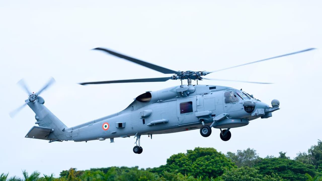 Why Indian Navy’s MH-60R Seahawks Are a Game Changer in Anti-Submarine ...