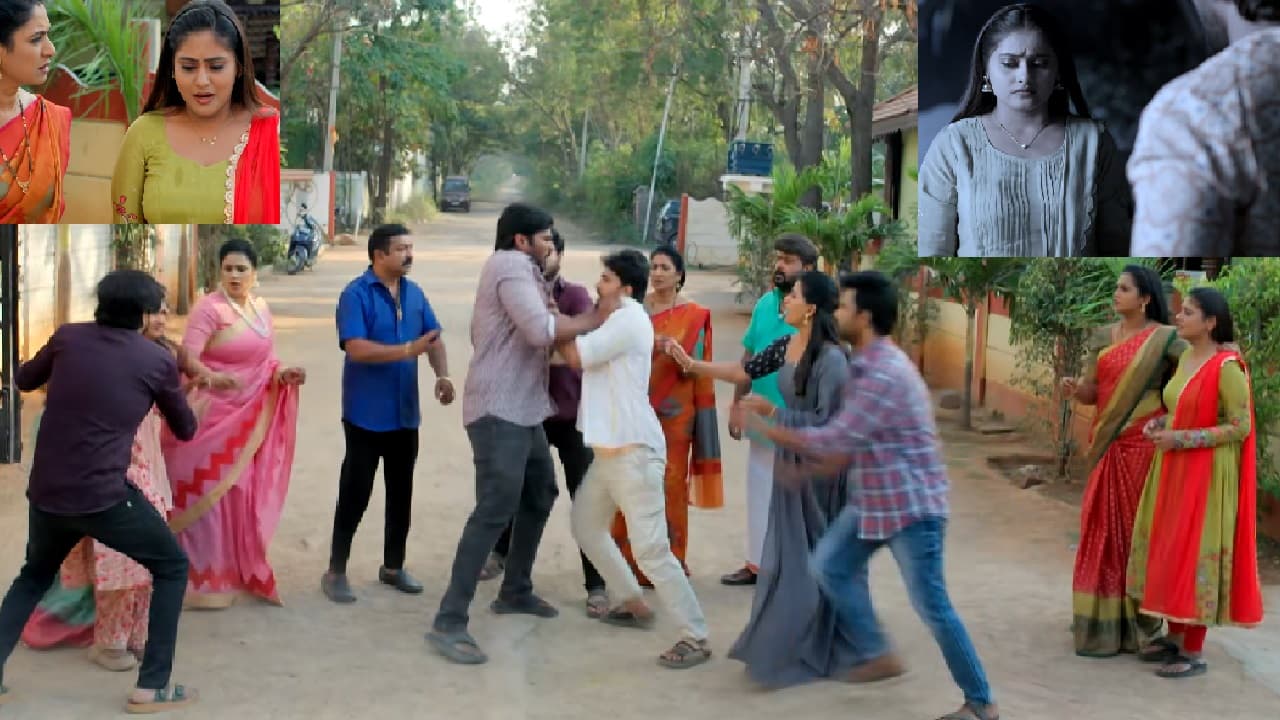 Illu Illalu Pillalu Today Episode Dec 26: రోడ్డుపై పడి కొట్టుకున్న ...