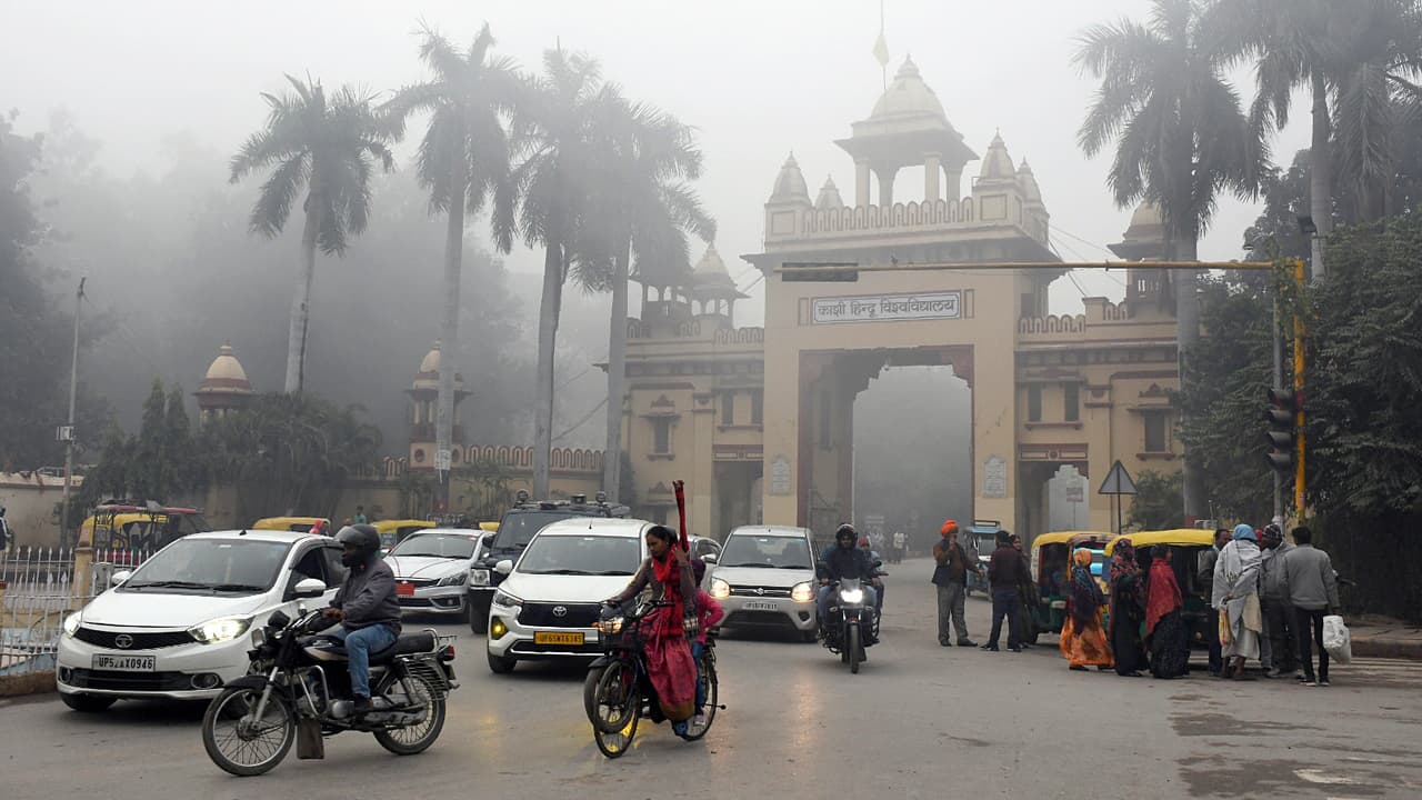 Varanasi Weather LATEST Update: Intense Cold Wave Hits UP; Check ...