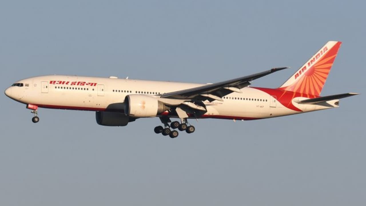 Air India, DGCA and Boeing React After Pilot Flags Fuel Switch Issue on ...