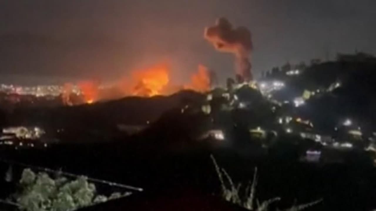 ‘Ready to Fight’: Venezuela on Edge as Street Fury Erupts After US Raid ...