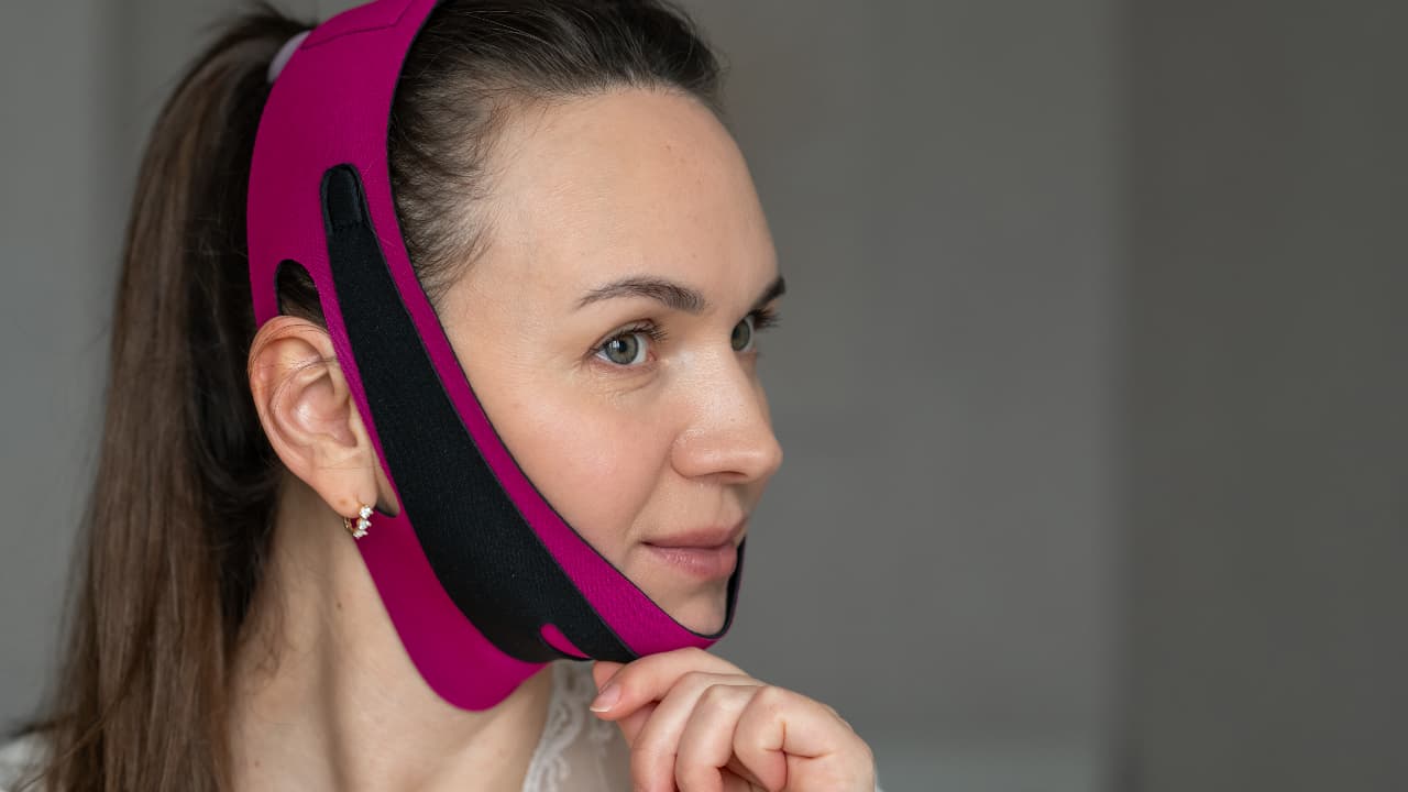 Jawline Shapers; ഫേഷ്യൽ കംപ്രഷൻ ബാൻഡുകൾ: നിങ്ങളുടെ താടിയെല്ലിന് ...