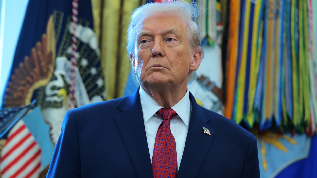 US Venezuela: আরও কড়া ট্রাম্প! সমুদ্রে ভেনেজুয়েলার তেলের ট্যাঙ্কার ...