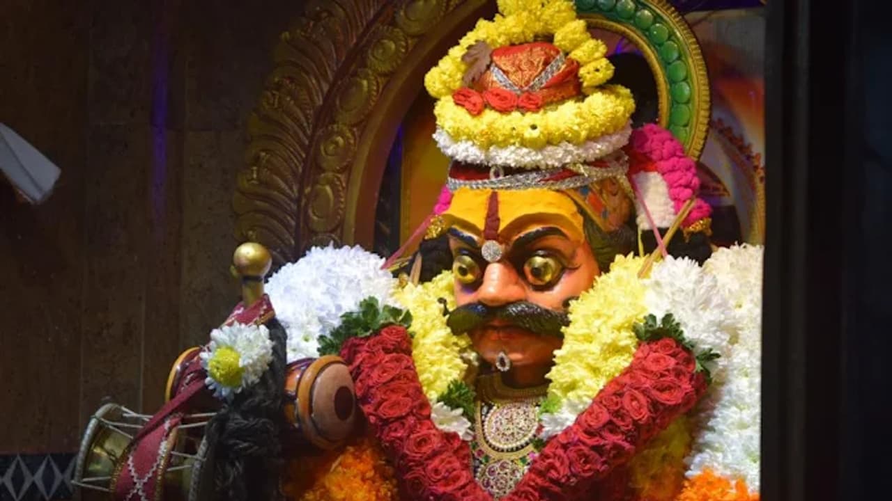 Masi Periyasamy Kovil History Tamil :1120 படி ஏறி தான் தரிசிக்க ...