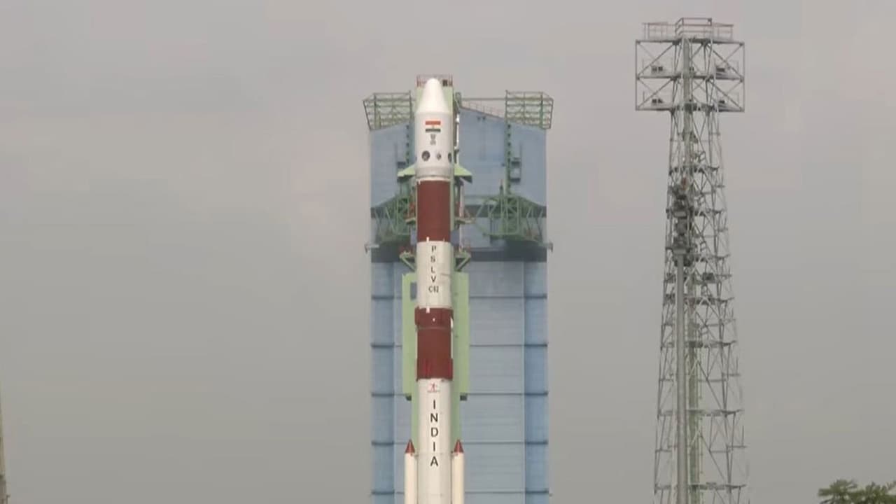 ISRO’s PSLV-C62 Launches Anvesha Spy Satellite, Boosts India’s Private ...