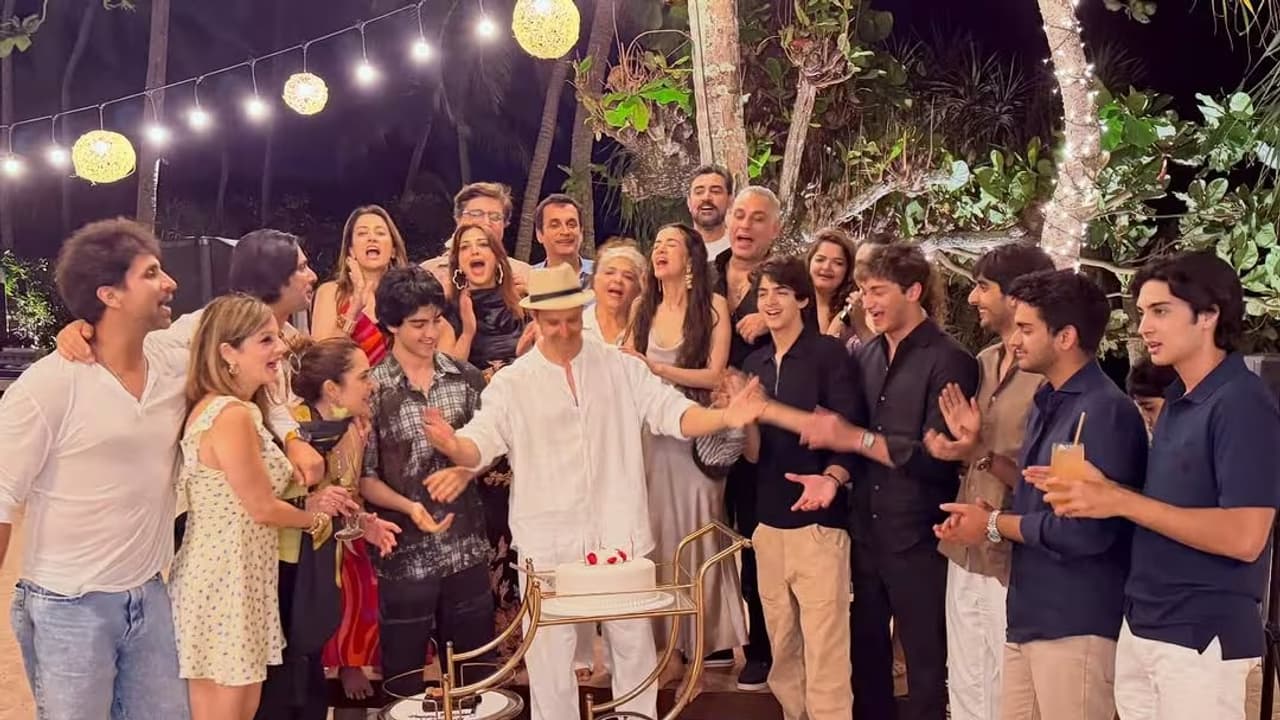 PHOTOS: Hrithik Roshan enjoys his 52nd birthday on yacht with Saba Azad ...