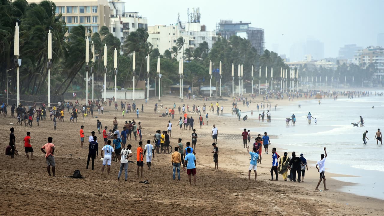 Mumbai LATEST Weather Update: Misty Morning Conditions Expected with a ...