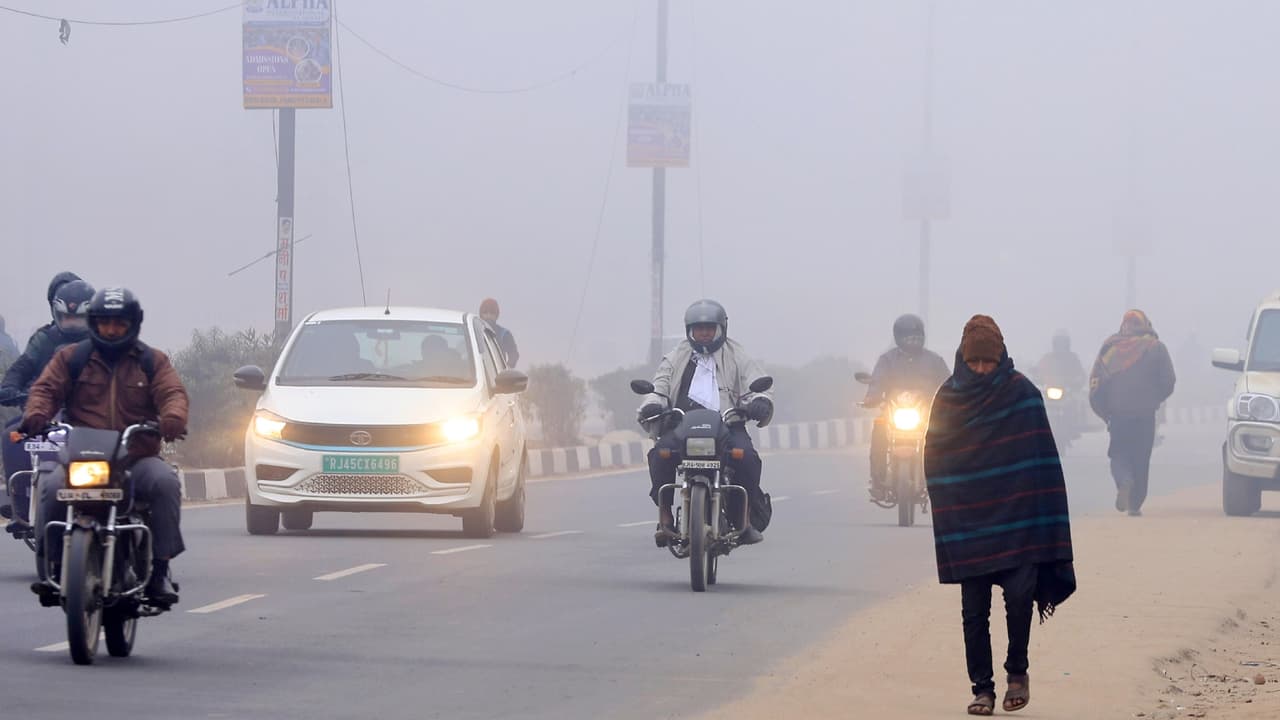 Kanpur Weather LATEST Update: Dense Fog, Cold Wave Alert Issued; Check ...