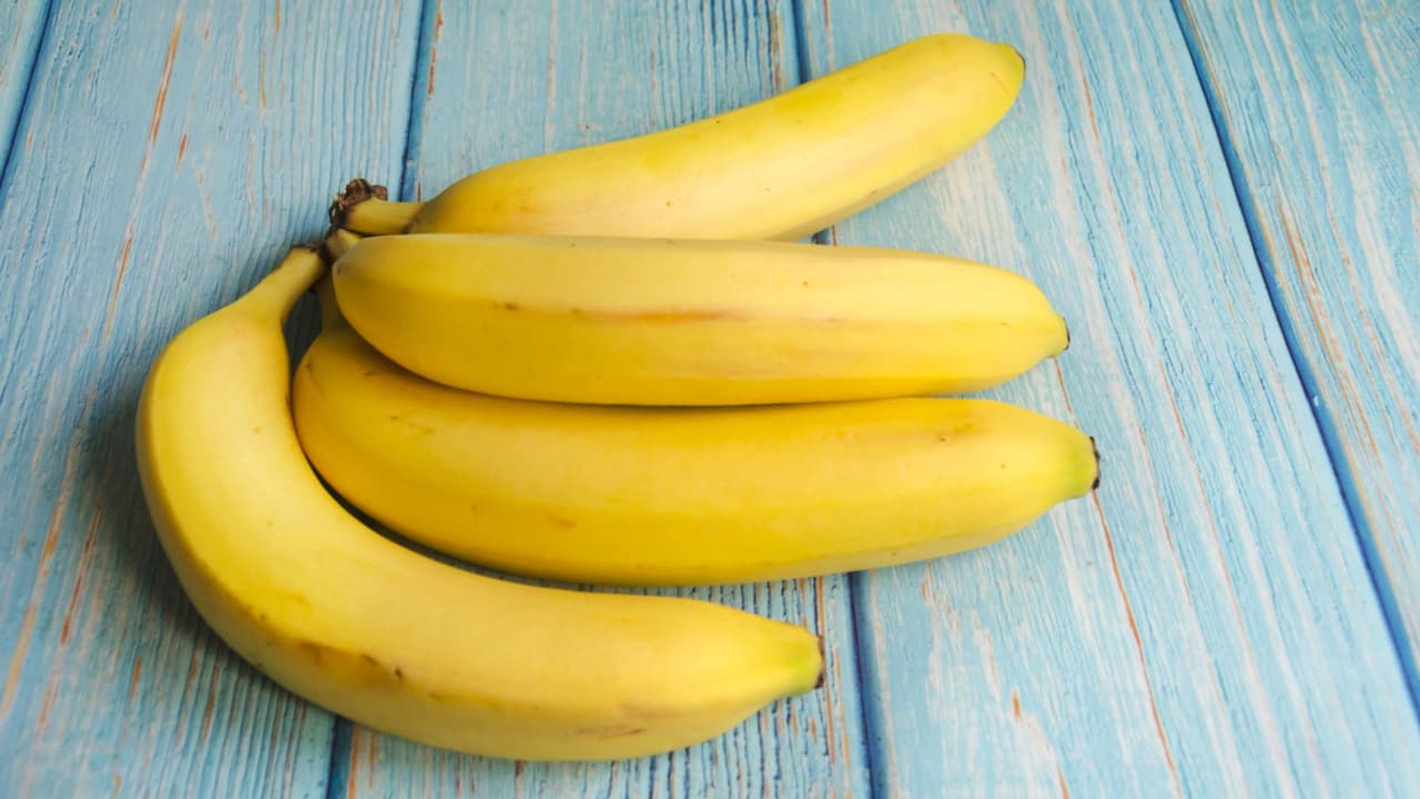 Health Guide: 6 Must-Eat Foods to Reduce High Uric Acid Levels ...