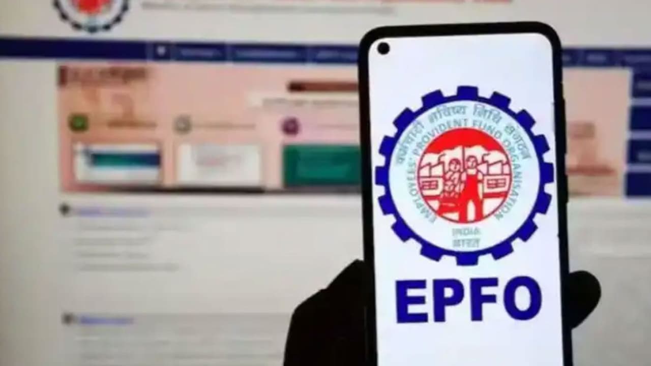 Union Budget 2026 : पीएफ खातेधारकांसाठी केंद्राकडून खुशखबर?, ५ हजार ...