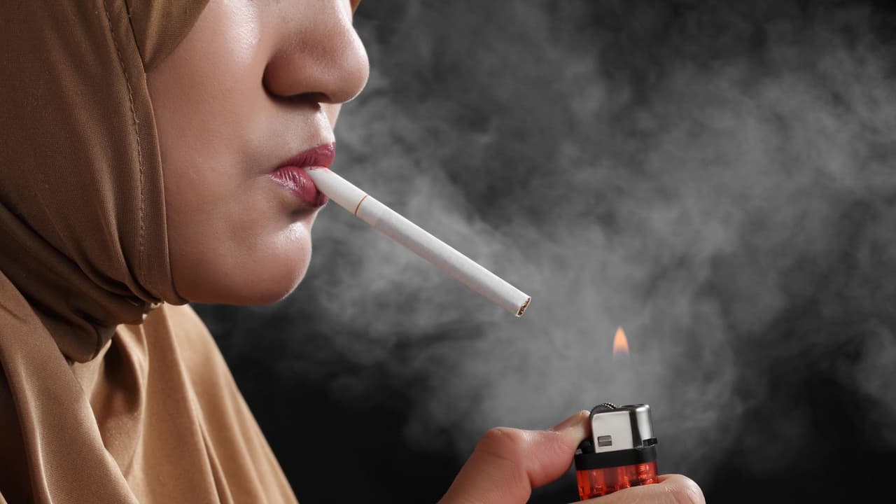 Smoking Addiction Explained: Why Is There a Constant Urge to Smoke ...