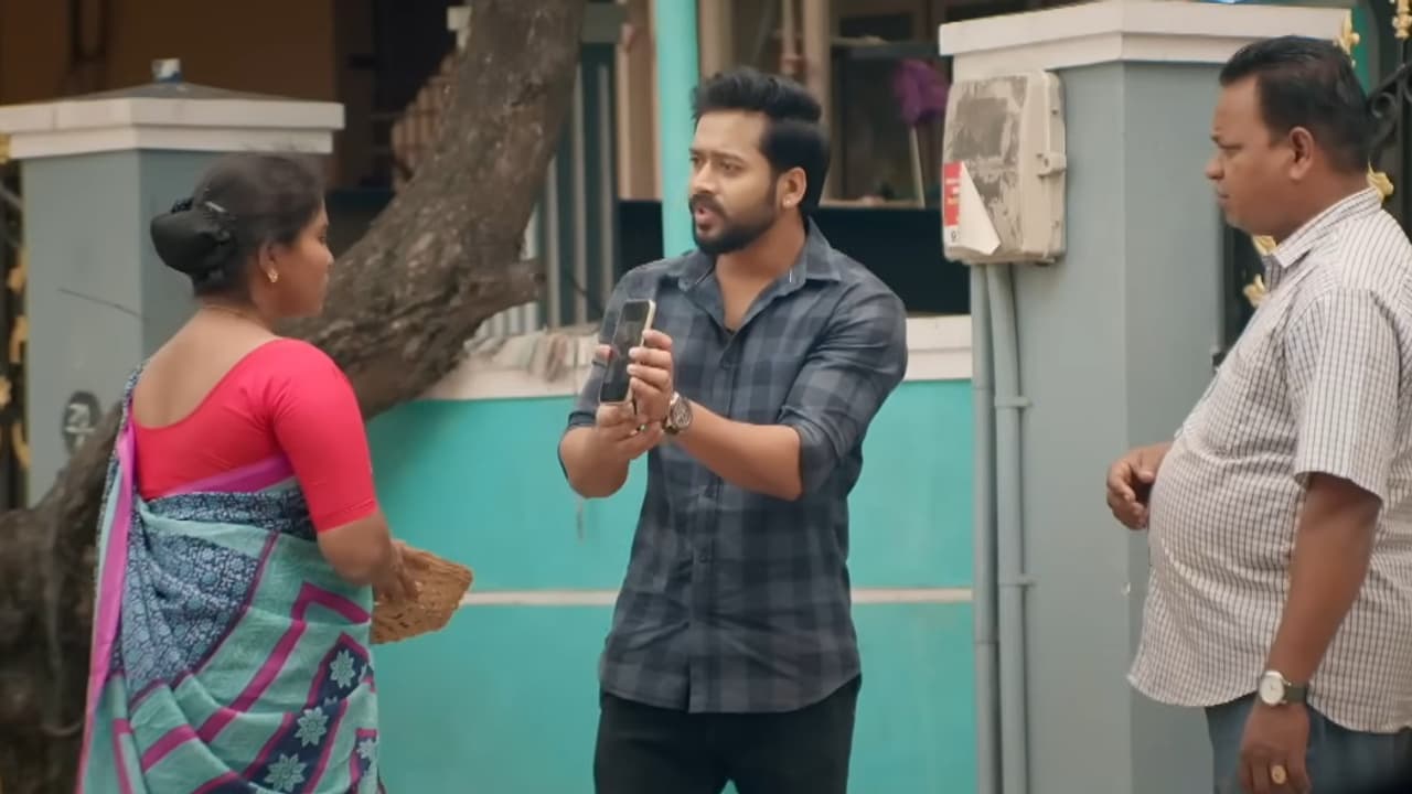 Singapenne Serial Today Episode Promo : தெரு தெருவாக அலைந்து ஆனந்தியை ...