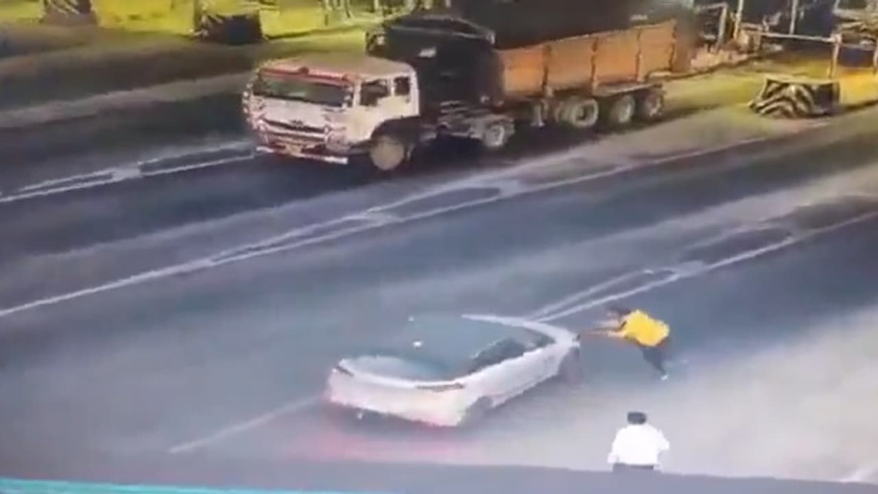 UP FASTag chaos: Driver Detained After Allegedly Trying To Hit ...