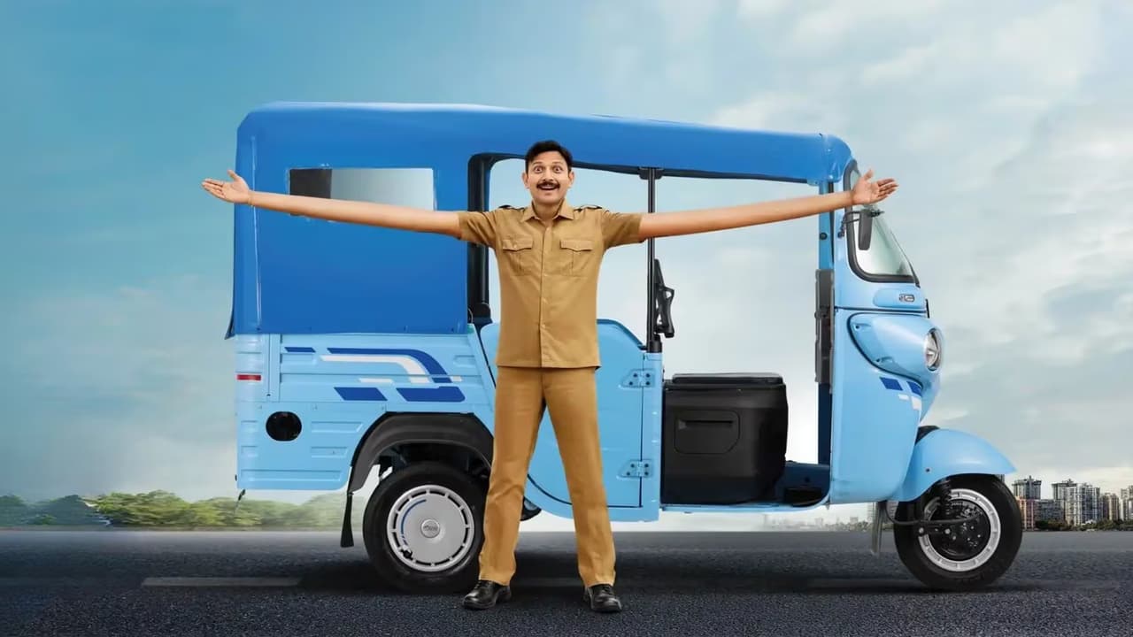 Auto Raja Is Back! Bajaj WEGO P9018 Offers 296 Km Range at Just ₹4.4 ...