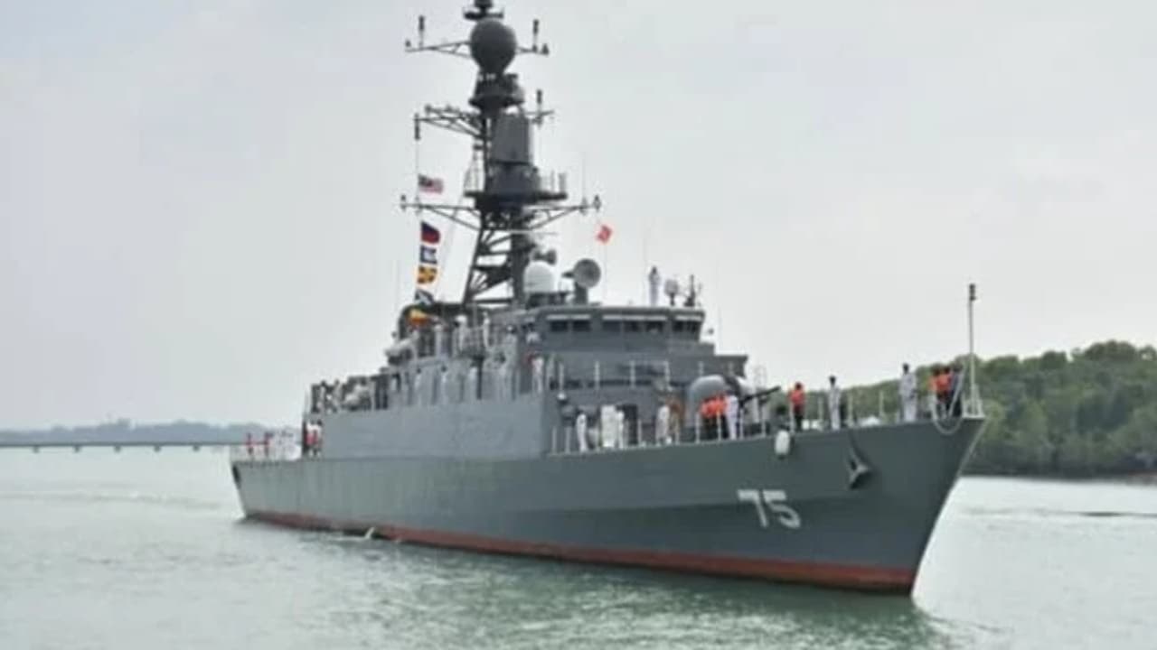 US attack on Iranian warship ഭീതിയിൽ മറ്റൊരു ഇറാനിയൻ കപ്പൽ; ശ്രീലങ്ക ...