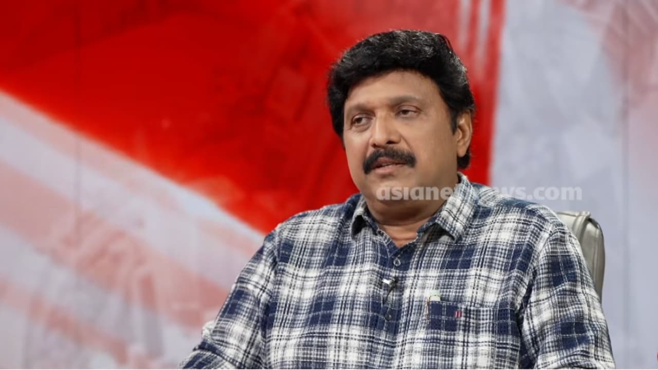 'മന്ത്രിയായിരിക്കുന്ന ഒരാൾക്ക് ചേർന്ന പ്രവൃത്തിയാണോ ഇത്'; ഗണേഷിനെ ...
