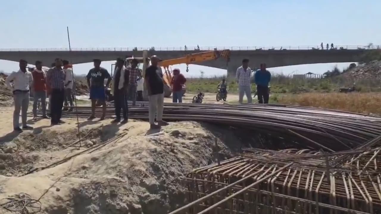 UP Bridge Work Tragedy: Iron Frame Falls During Construction, Kills Two ...