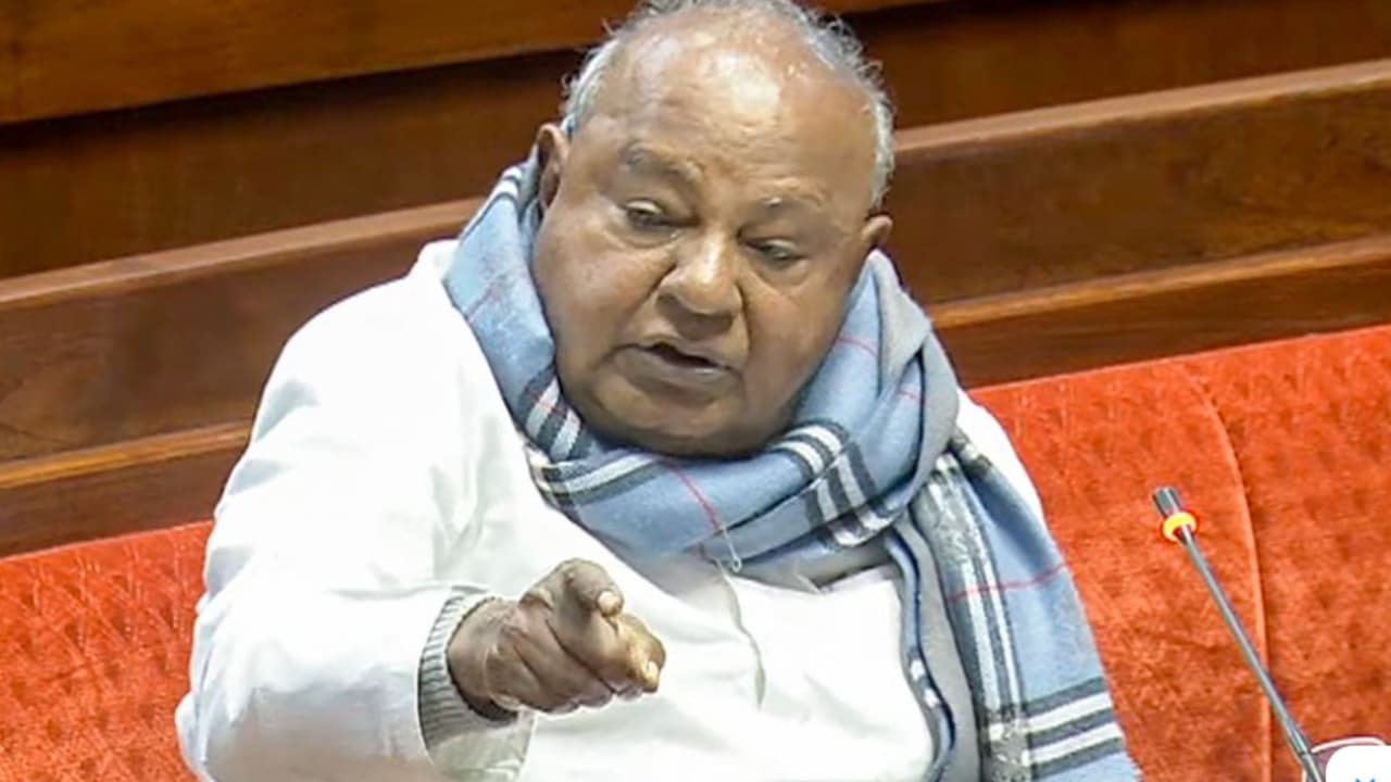 ಛಲ, ಪರಿಶ್ರಮಕ್ಕೆ ಮತ್ತೊಂದು ಹೆಸರೇ ದೇವೇಗೌಡ್ರು; ಕೆಂಪುಕೋಟೆಯ ಮೇಲೂ ಹಳೇಕೋಟೆ ...