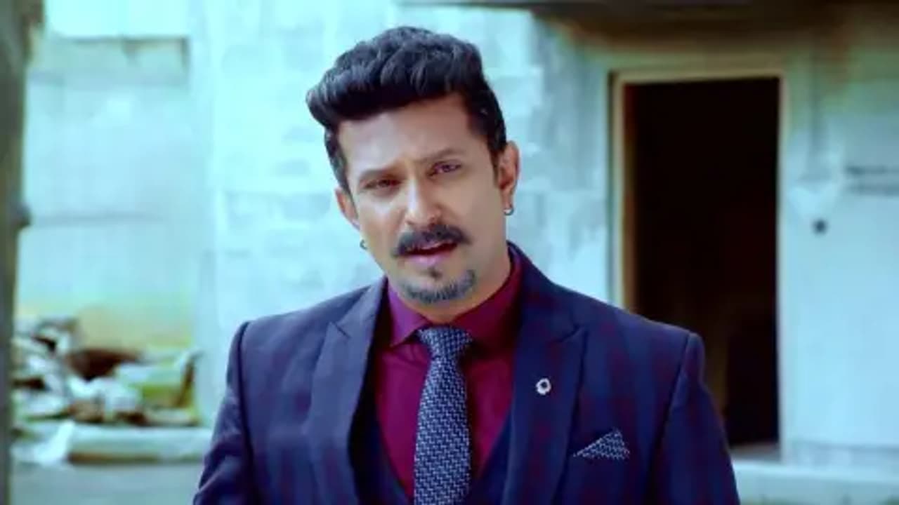 Actor Dileep Raj Reportedly Ignored Chest Pain After Smartwatch Showed ...