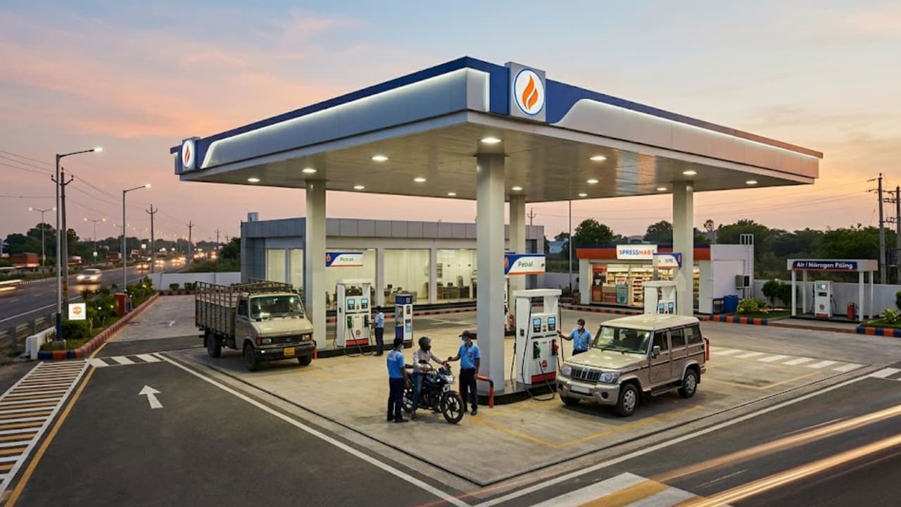 Petrol Pump Business: పెట్రోల్ బంక్ ఎలా ప్రారంభించాలి.? ఎంత పెట్టుబ‌డి ...