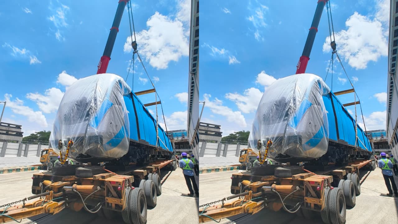 Namma Metro Blue Line Update: First Train Arrives, Trial Runs Months ...