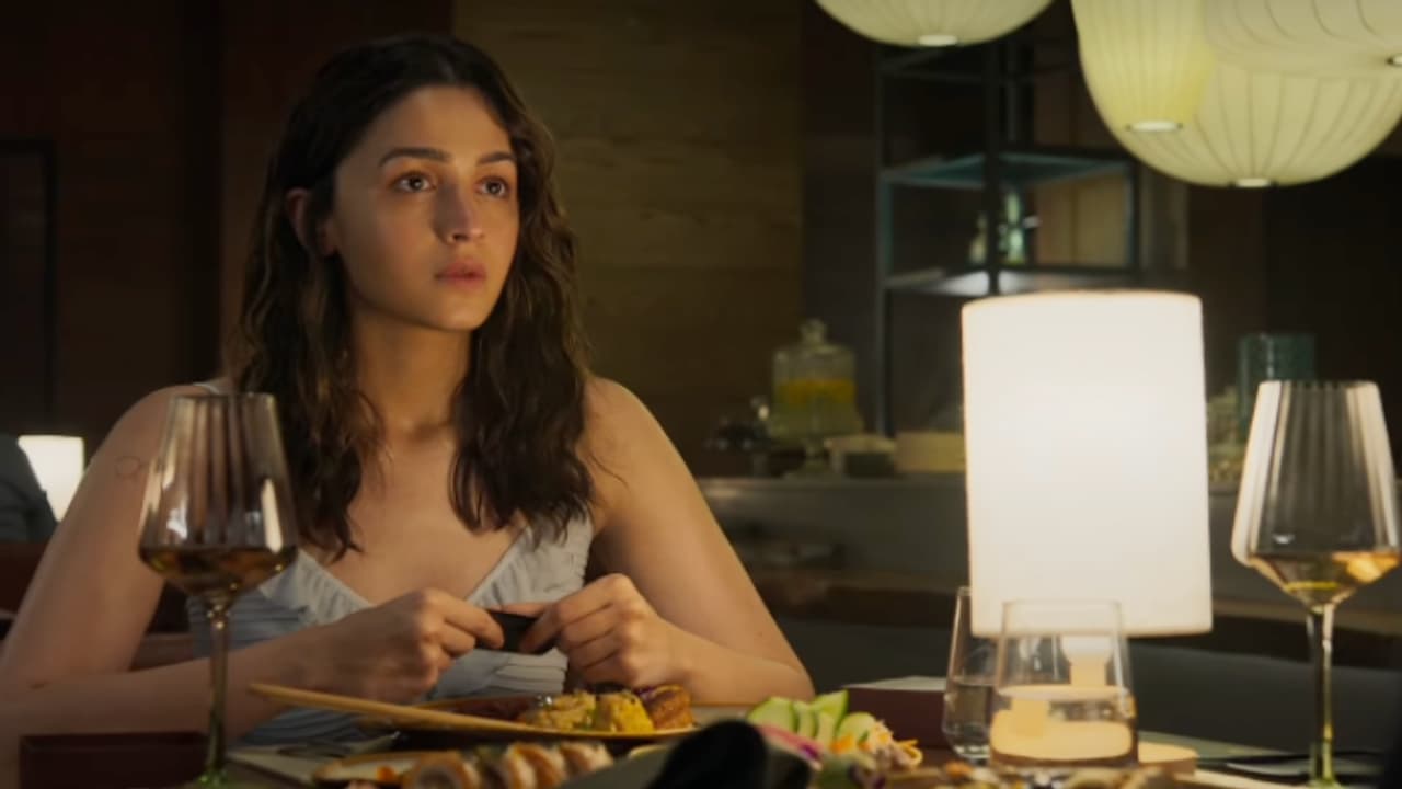 Rs 25 Crore! Alia Bhatt Charges Whopping Fees For Alpha, Full Salary ...