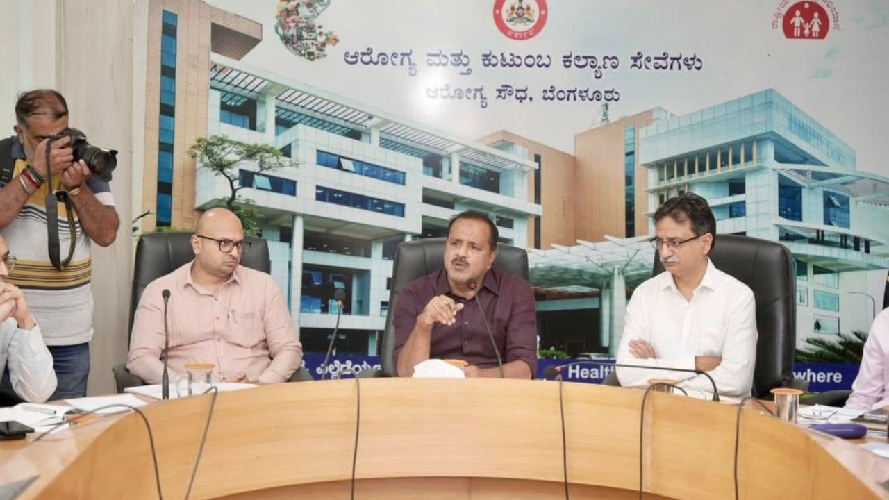 ಆರೋಗ್ಯ ಇಲಾಖೆಗೆ ಸಚಿವ ಯು.ಟಿ. ಖಾದರ್ 'ಮೇಜರ್ ಸರ್ಜರಿ': 1280 ವೈದ್ಯರ ನೇಮಕ ...