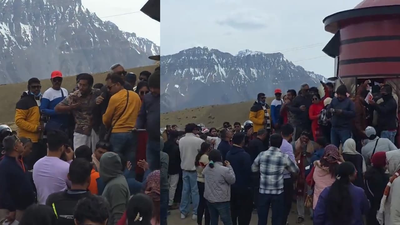 Tourists Fight, Jump Queues at World’s Highest Post Office in Spiti ...