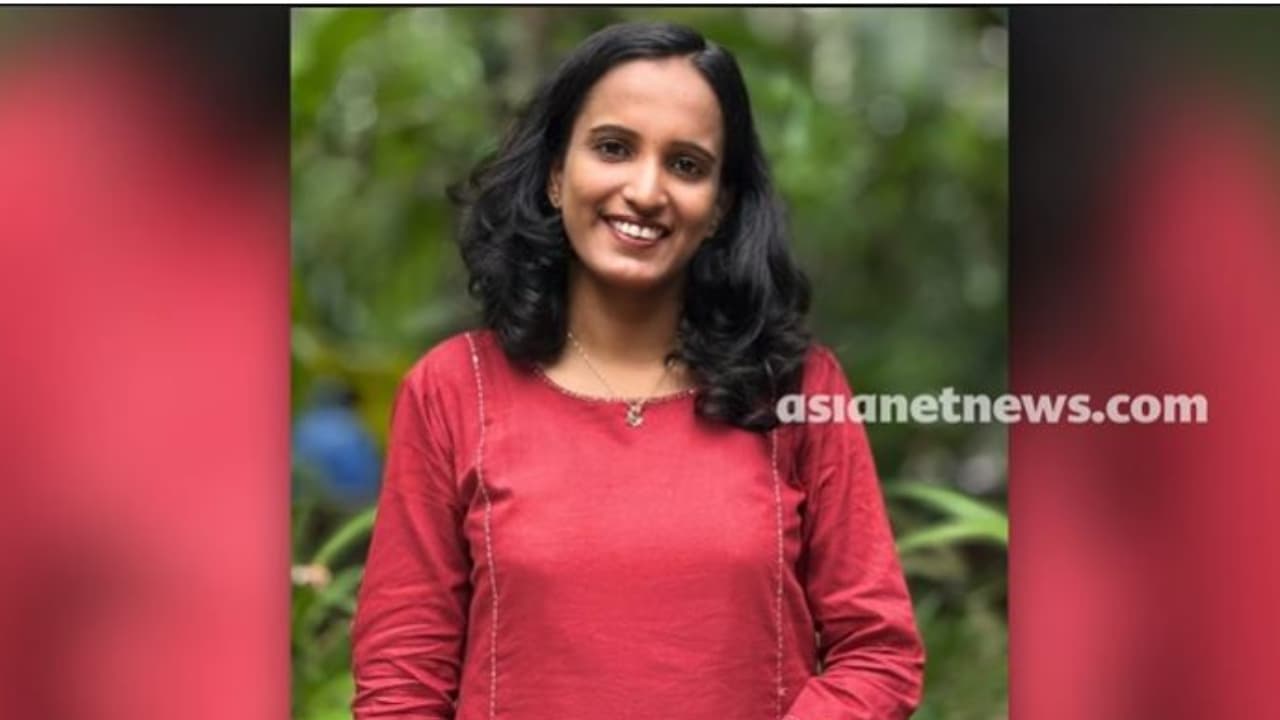 കണ്ണൂരിൽ ആൺസുഹൃത്തിന്‍റെ മർദനത്തിൽ മനംനൊന്ത് പെൺകുട്ടി ജീവനൊടുക്കി ...