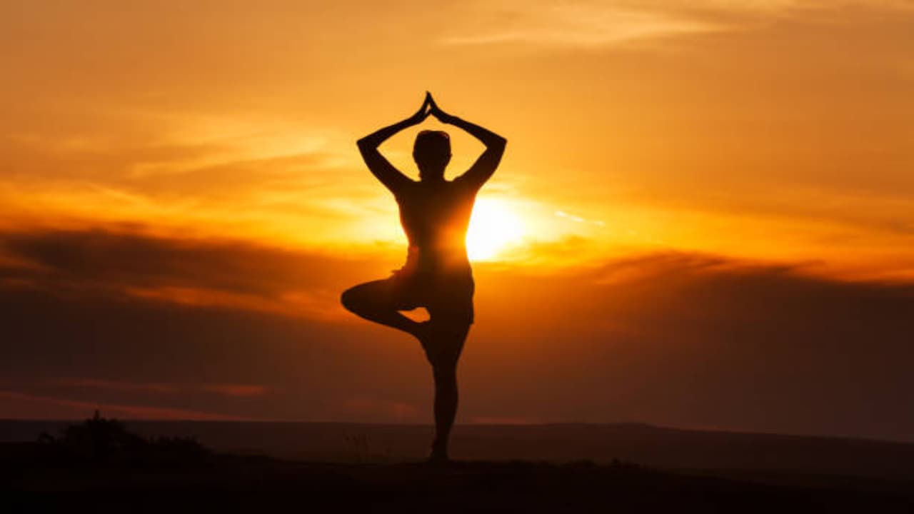 Yoga Benefits: ಬದಲಾವಣೆಯ ಮಂತ್ರ.. ಬೆಳಿಗ್ಗೆ 10 ನಿಮಿಷ ಯೋಗ ಮಾಡಿ, 'ಲೈಫ್ ...