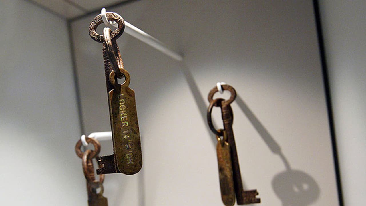 Rare and rusted key from the Titanic fetches $104, 000 | Asianet Newsable