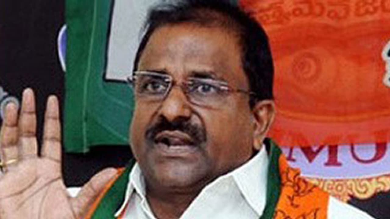 ఆ విషయంలో చర్చకు సిద్దమా?: మంత్రి బొత్స సత్యనారాయణకు సోము వీర్రాజు ...